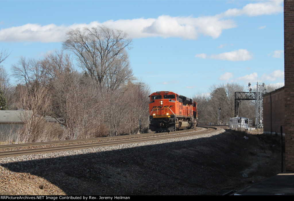 BNSF 9056 & 8344 (1)